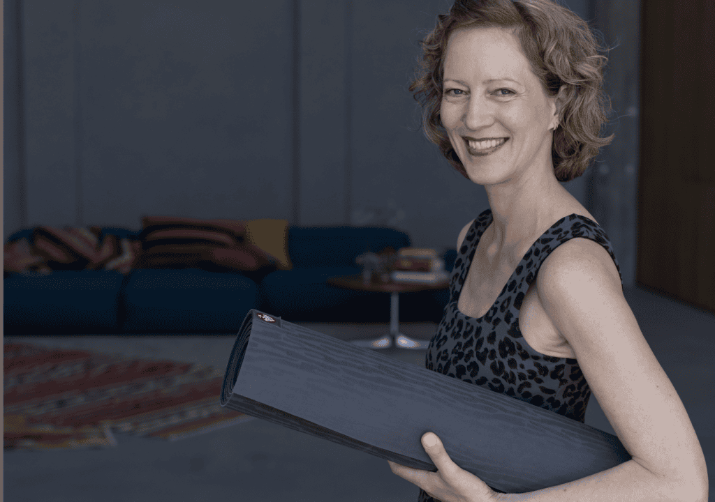 Unterricht - Elena Lustig Yoga - Pro Age Yoga by Elena Lustig